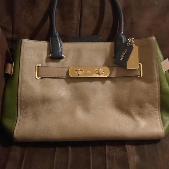 Coach | Bags | Coach Swagger Carry All Bag | Poshmark